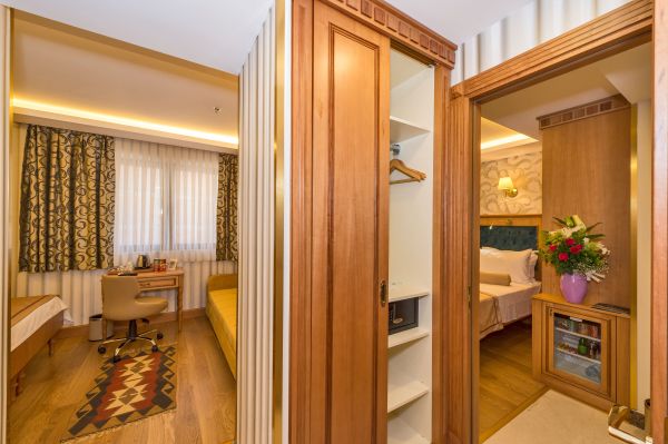 Aprilis Gold Hotel - Maltepe
