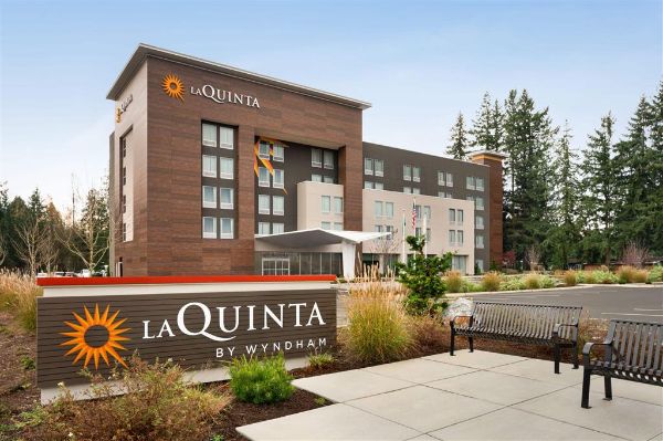 La Quinta Inn & Suites By Wyndham Marysville - Marysville, WA