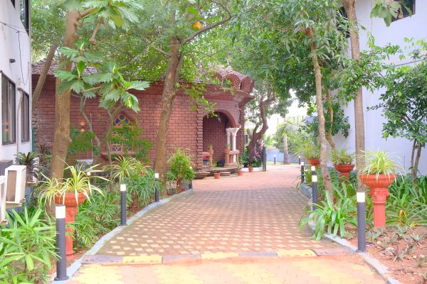 The Byke Royal Pearl - Goa