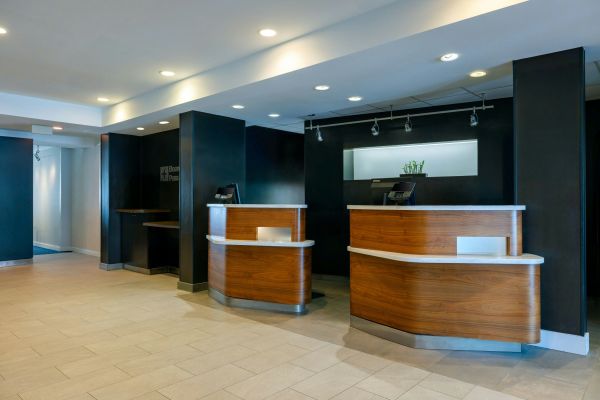 Courtyard By Marriott Charleston North Airport-coliseum - North Charleston, SC