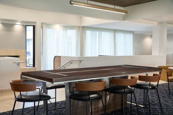 Courtyard By Marriott St Louis Creve Coeur - Kirkwood, MO
