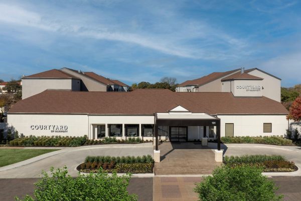 Courtyard By Marriott Waco - Waco, TX