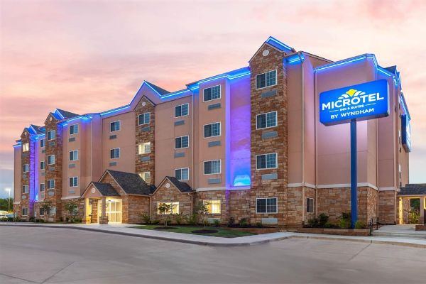 Microtel Inn & Suites By Wyndham College Station - College Station, TX