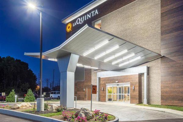 La Quinta Inn & Suites By Wyndham Bloomington - Bloomington, IN
