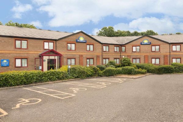 Days Inn By Wyndham Magor - Forest of Dean