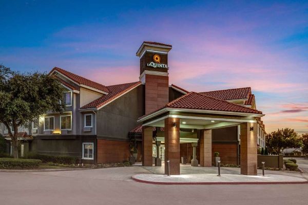 La Quinta Inn & Suites By Wyndham Dallas Dfw Airport North - Grapevine, TX