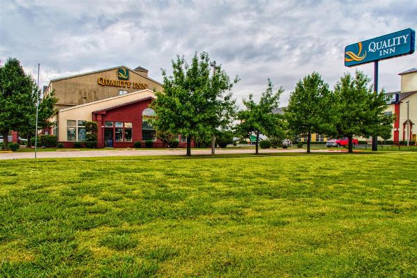 Quality Inn Moore - Oklahoma City - Norman, OK