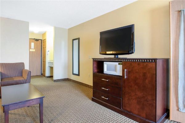 Comfort Suites Wisconsin Dells Area - Portage, WI
