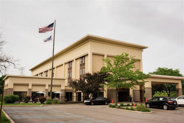 Hampton Inn Milwaukee-northwest - Germantown, WI
