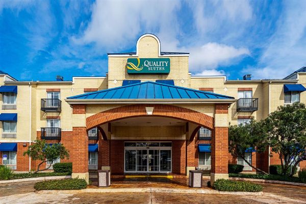 Quality Suites San Antonio Northeast - San Antonio, TX