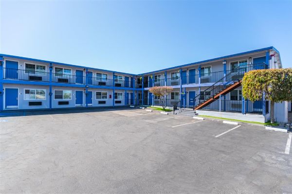Surestay By Best Western Seaside Monterey - Monterey, CA