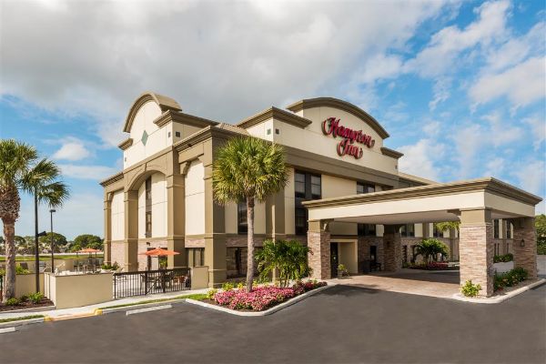 Hampton Inn Bonita Springs/naples-north - Bonita Springs, FL