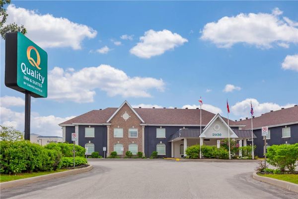 Quality Inn & Suites - Oakville