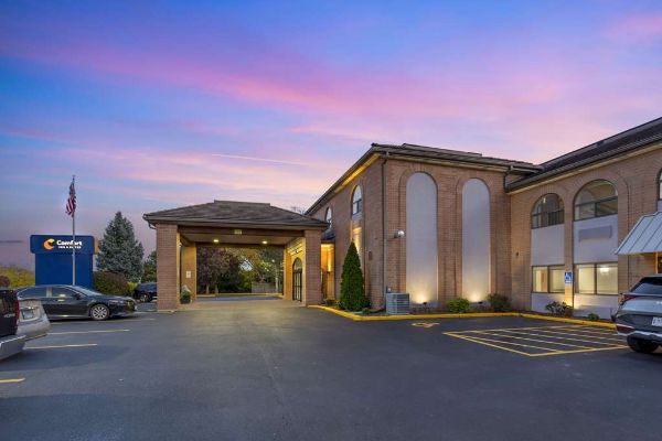 Comfort Inn & Suites Mundelein-vernon Hills - Libertyville, IL