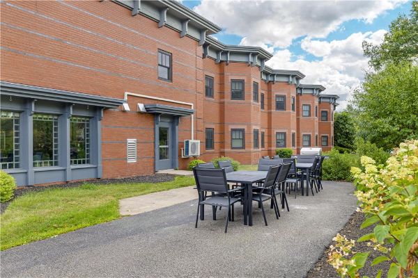Best Western Potsdam University Park Inn - ポツダム, NY