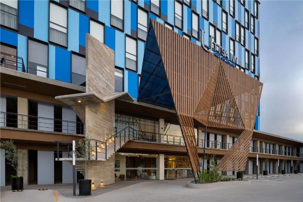 Tryp By Wyndham Ciudad Guzman Uttsa - Ciudad Guzmán