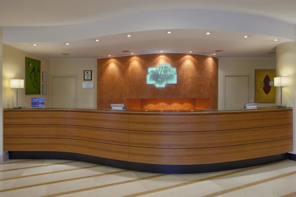 Holiday Inn Cagliari By Ihg - Cagliari