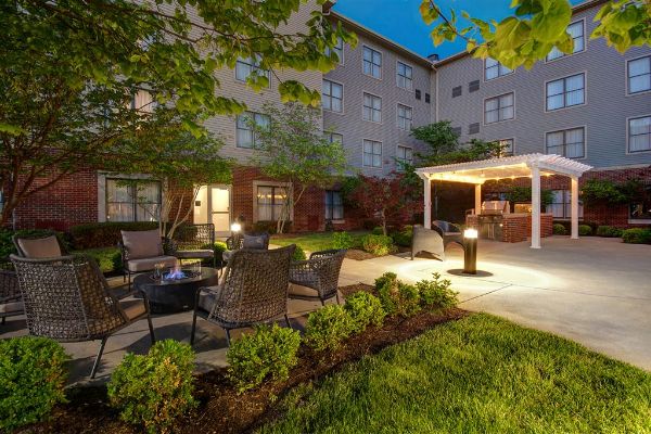 Homewood Suites By Hilton Lexington-hamburg - Lexington, KY