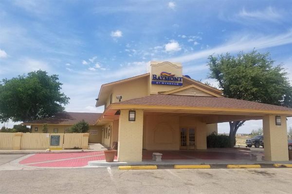 Baymont By Wyndham Fort Stockton - Fort Stockton, TX