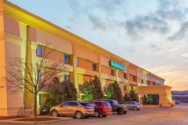 La Quinta Inn By Wyndham Milwaukee Airport / Oak Creek - Milwaukee, WI