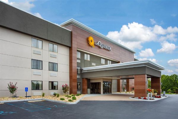 La Quinta Inn & Suites By Wyndham Roanoke Salem - Roanoke, VA