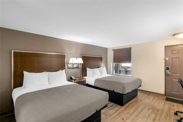 Quality Inn Waterbury East - Waterbury, CT