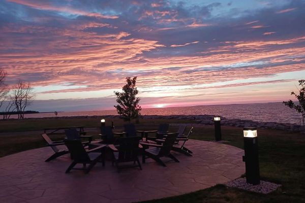 Americinn By Wyndham Menominee - Door County, WI