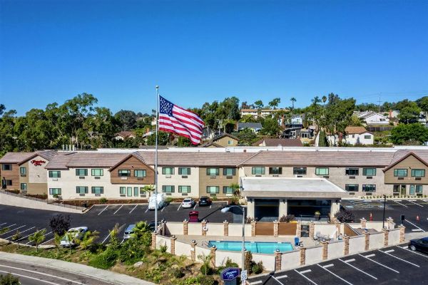 Hampton Inn By Hilton Cardiff Beach Encinitas Ca - Carlsbad, CA