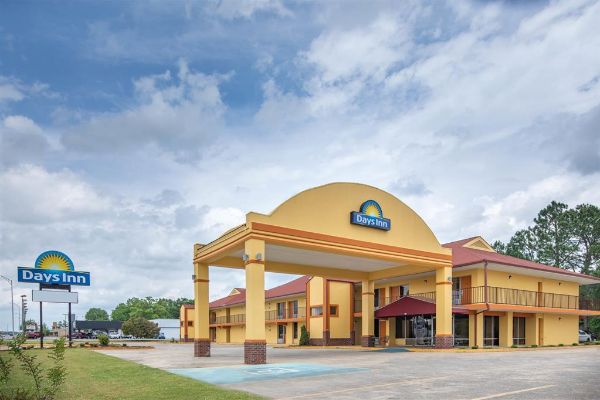 Days Inn By Wyndham Muscle Shoals Florence - Muscle Shoals, AL