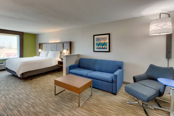 Holiday Inn Express & Suites Lake Worth Nw Loop 820 By Ihg - Saginaw, TX