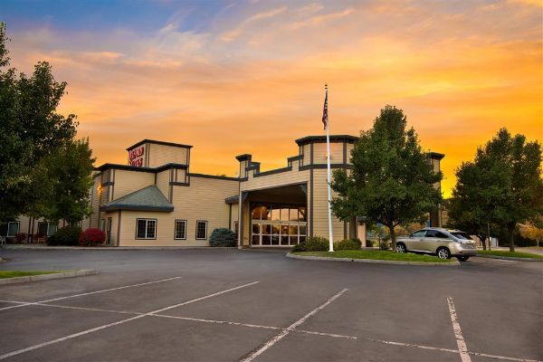 Oxford Suites Pendleton - Pendleton, OR