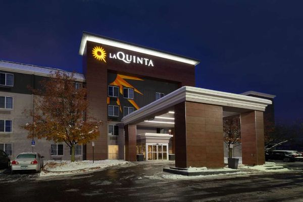 La Quinta Inn & Suites By Wyndham Detroit Utica - Warren, MI