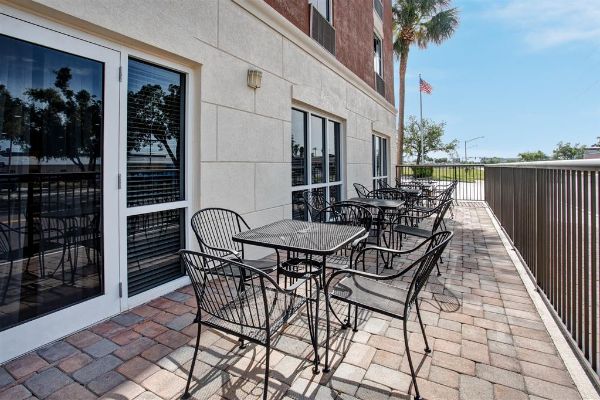 Hampton Inn & Suites Cape Coral/fort Myers Area - Sanibel Island, FL