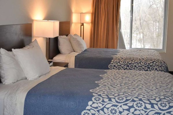 Super 8 By Wyndham Grand Island South - Grand Island, NE