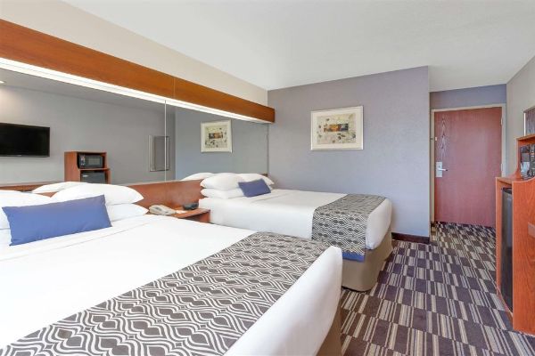 Microtel Inn & Suites By Wyndham Bremen - Carrollton, GA