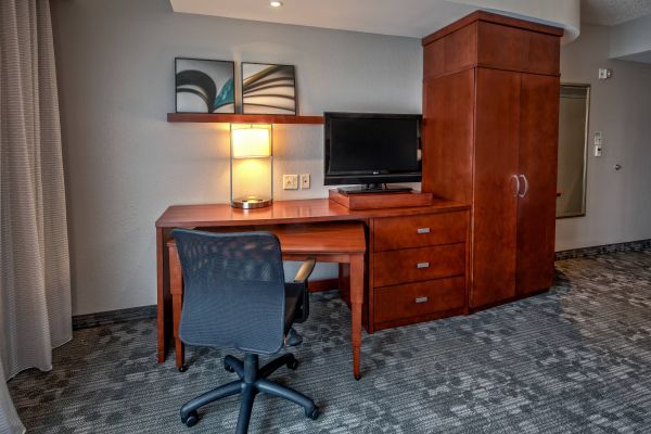 Courtyard By Marriott Newport News Airport - Newport News, VA