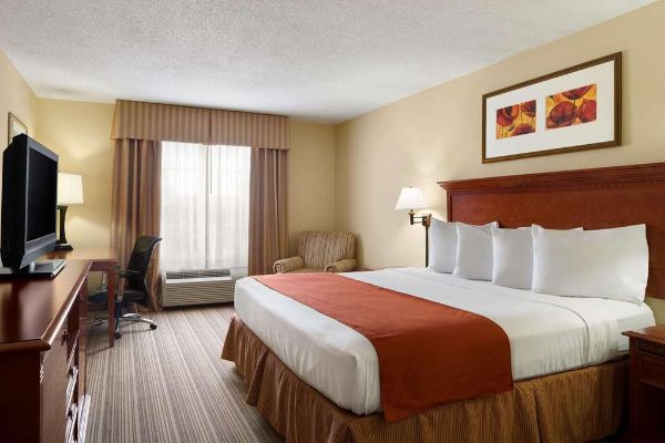 Country Inn & Suites By Radisson Baltimore North/white Marsh - Baltimore, MD