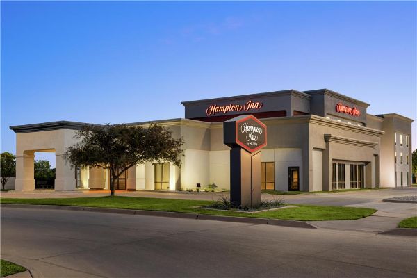 Hampton Inn By Hilton Derby Wichita Southeast - 德比