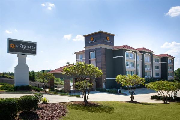 La Quinta Inn & Suites By Wyndham Tupelo - Tupelo, MS