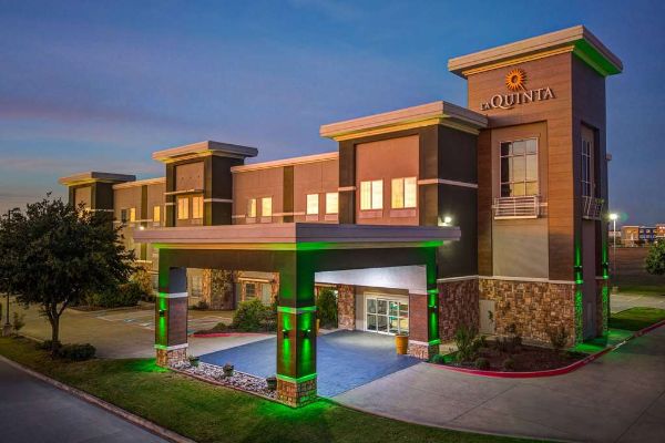 La Quinta Inn & Suites By Wyndham Ft. Worth - Forest Hill Tx - Arlington, TX