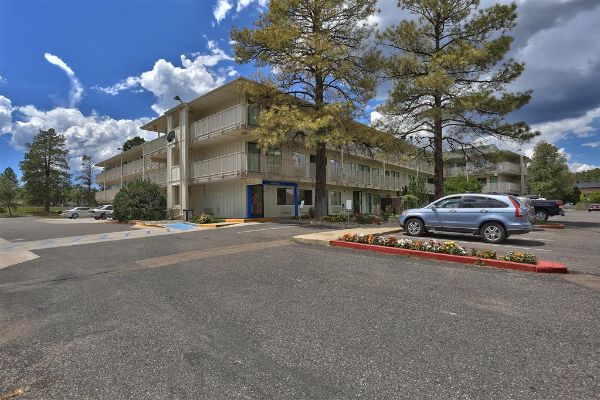 Motel 6 Flagstaff W Woodland Villag - Flagstaff, AZ