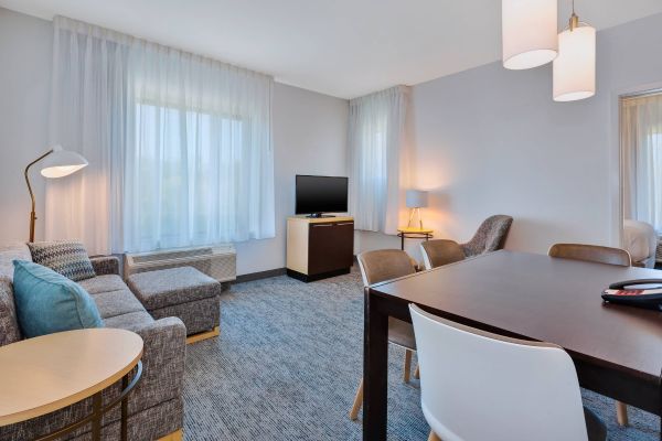 Towneplace Suites By Marriott Nashville Airport - Nashville, TN
