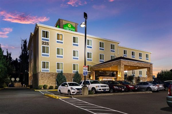 La Quinta Inn & Suites By Wyndham Auburn - Kent, WA