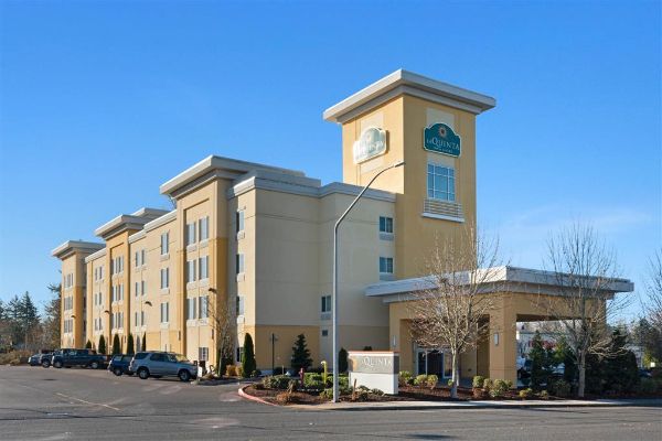 La Quinta Inn & Suites By Wyndham Bellingham - Bellingham, WA