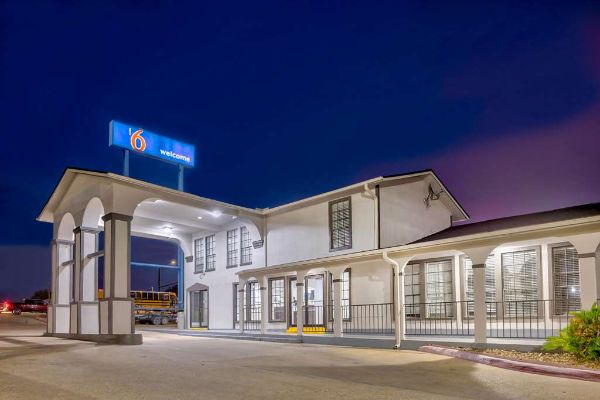 Motel 6 Bryan - College Station - Bryan, TX