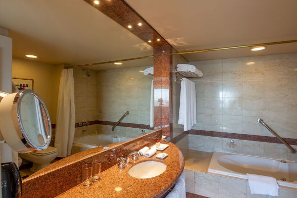 Quinto Centenario Hotel - Córdoba