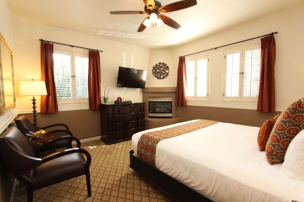 Cypress Inn - Carmel-by-the-Sea, CA