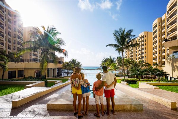 Holiday Inn Club Vacations The Royal Sands All Inclusive By Ihg - Cancún