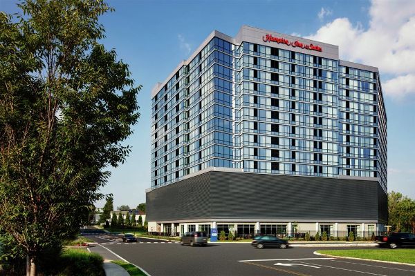Hampton Inn & Suites Teaneck Glenpointe - Westchester County, NY
