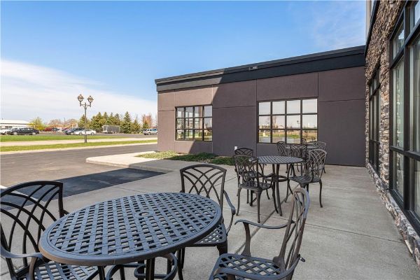 Best Western Plus New Richmond Inn & Suites - Hammond, WI